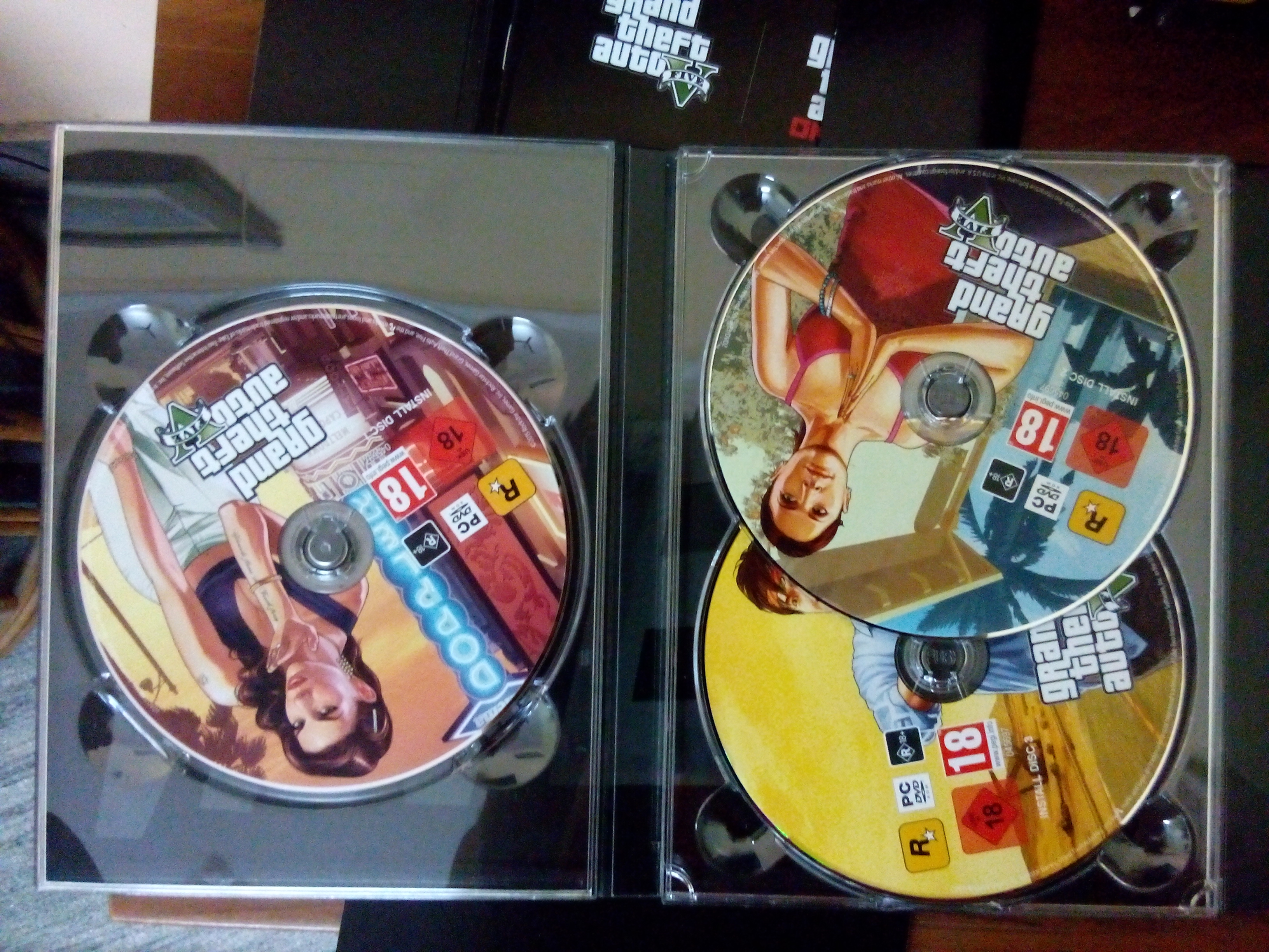 Grand Theft Auto V (PC) Unboxing Pictures (Pre-Order) - BragitOff.com